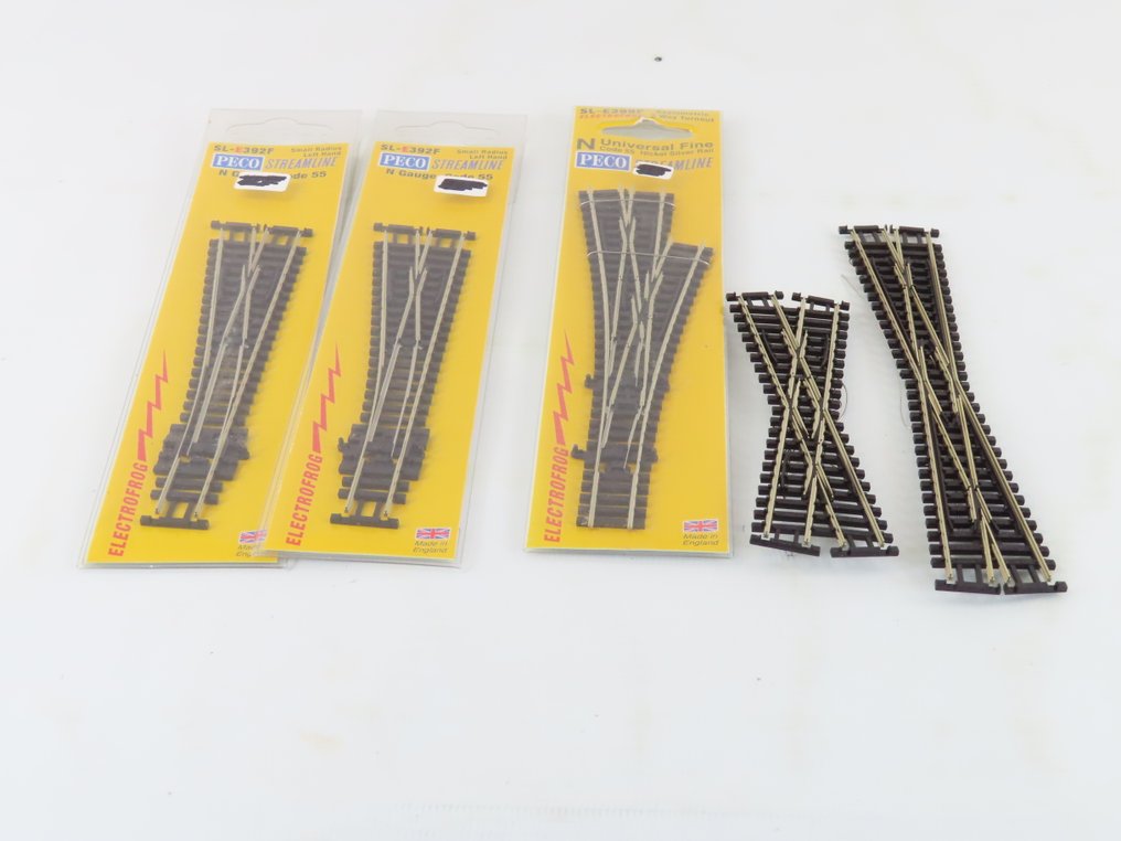 Peco N - SL-E393F/SL-E394F/SL-E392/SL-E399F - Model train tracks (5) - Three hand switches code ...