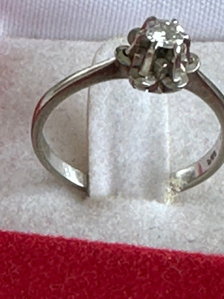 Engagement ring - 18 kt. White gold - 0.14ct. tw. Diamond (Natural) - engagement ring - auction ...