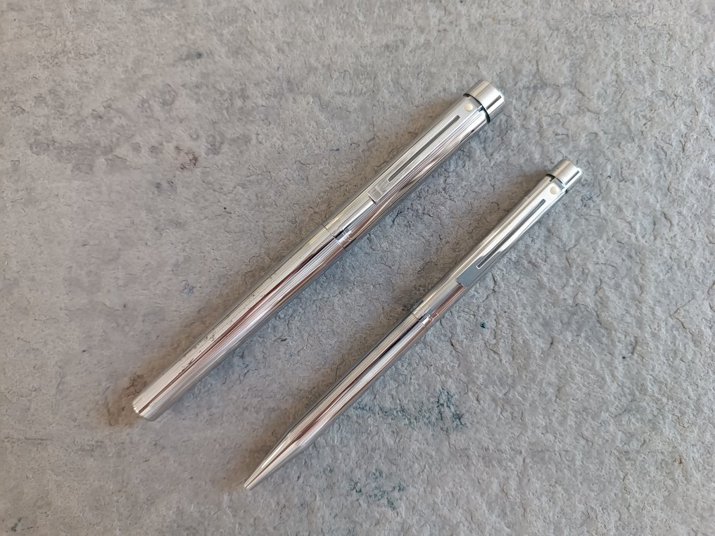 Sheaffer - Pluma y bolígrafo Sheaffer Targa 1000 de acero. Años 90 - No Reserve Price - Fountain ...