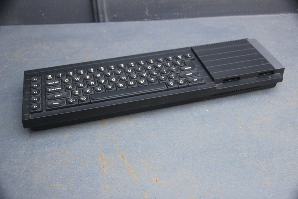 Sinclair QL - Computer (1) - auction online Catawiki