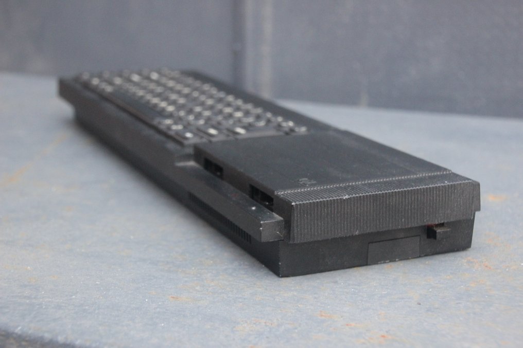 Sinclair QL - Computer (1) - auction online Catawiki