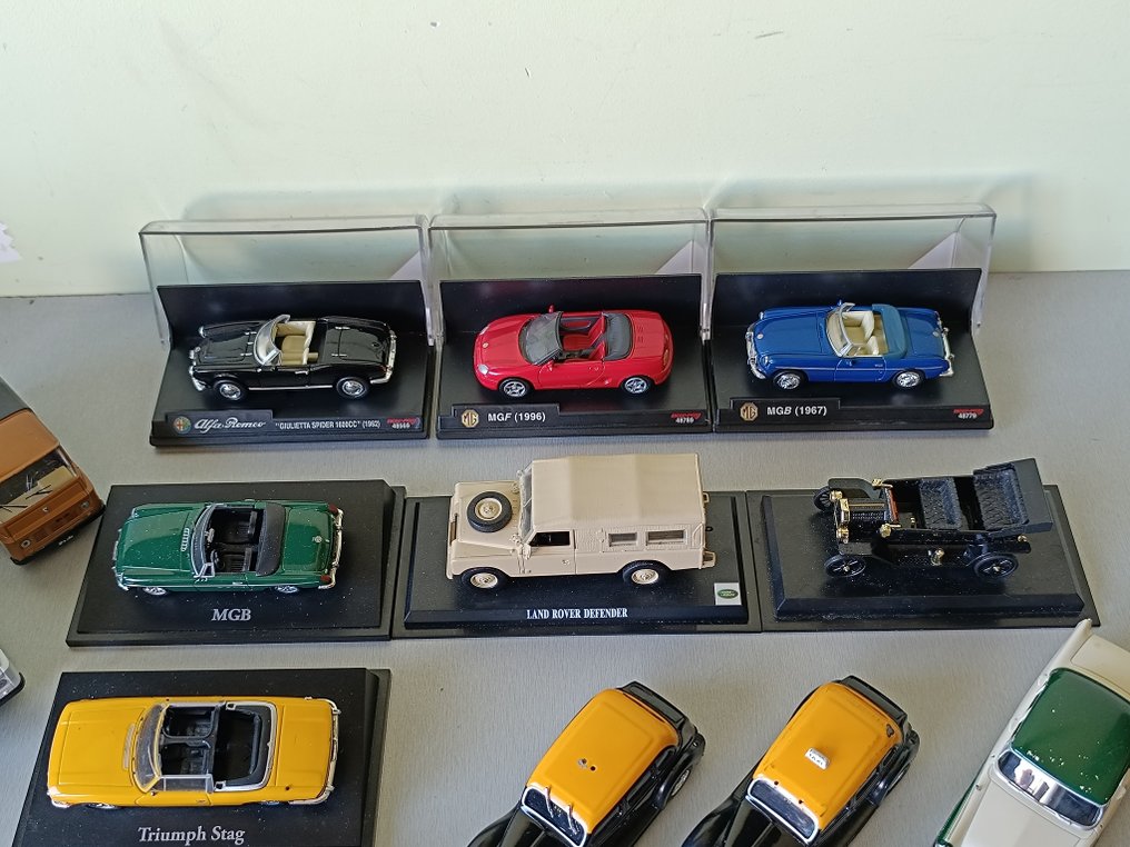 Altaya, Norev, Welly, DeAgostini 1:43 - Model car (24) - Scale 1/43 ...