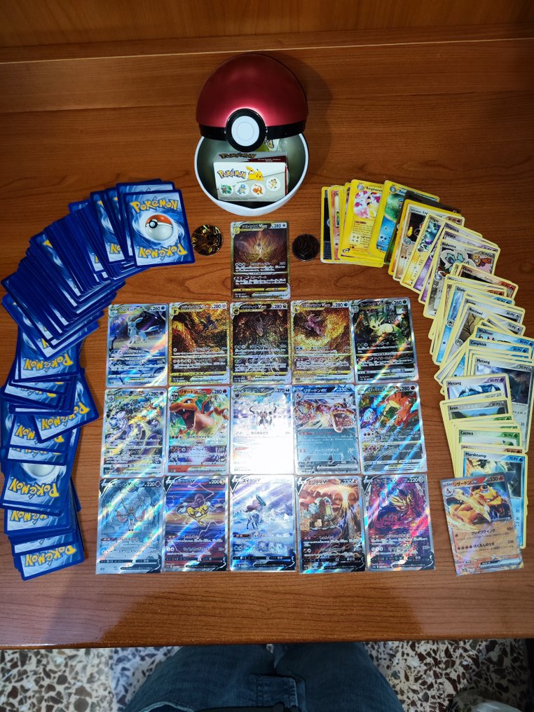 Pokémon Mystery box - Celebi, Charizard, Dragonite, Entei, Gengar ...