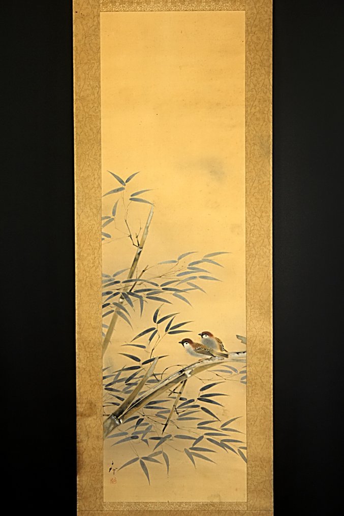 Kacho-ga 花鳥 (Sparrows on plum branch) - With signature and seal 白玲 ...