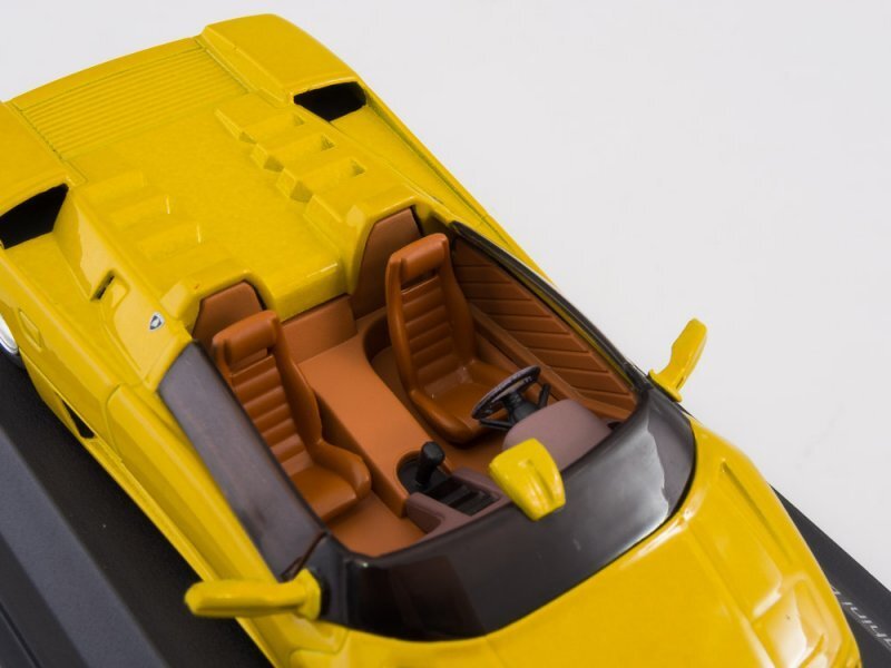 Whitebox 1:43 - Model convertible car - Lamborghini Diablo Roadster ...