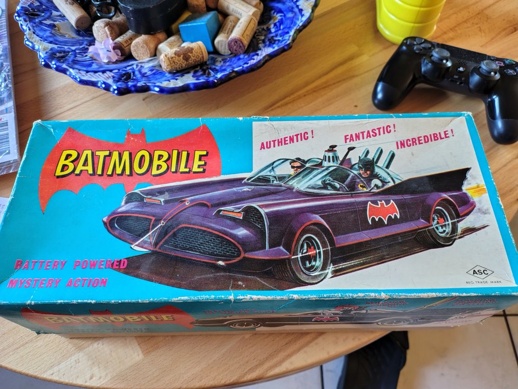 ASC, Japan - Tin toy car - Batmobile, Battery Powered Toy, Boxed - 1960-1970 - Japan - auction ...