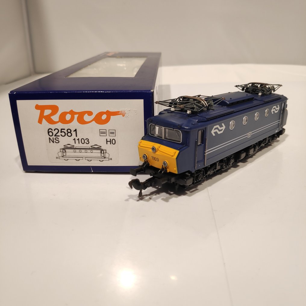 Roco H0 - 62581 - Elektrische locomotief (1) - Serie 1100 Botsneus van de Nederlandse Spoorwegen ...
