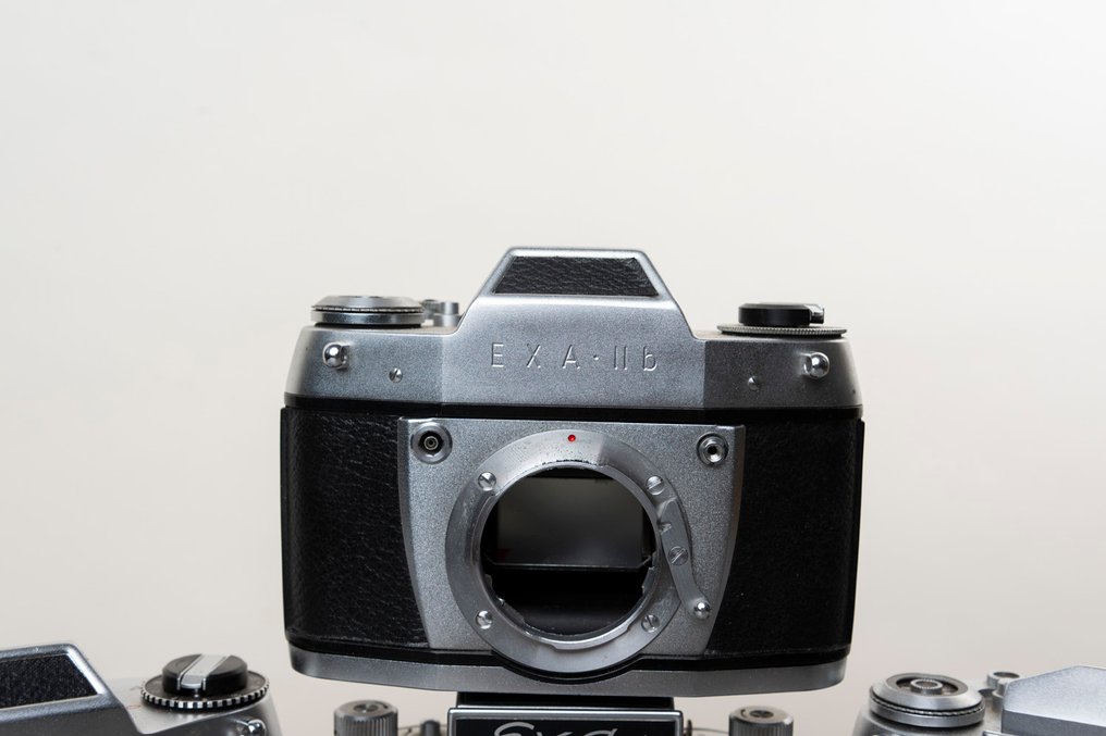Ihagee Exa (type 6) + Exa Ia +Exa II + Exa 500 Analogue camera - auction online Catawiki