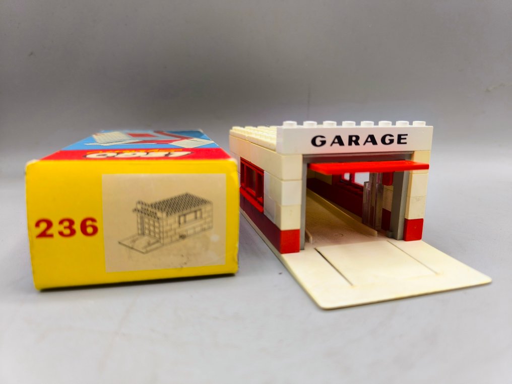 Lego Sæt - 236 - Classic - Garage with Automatic Door - First Lego set ...