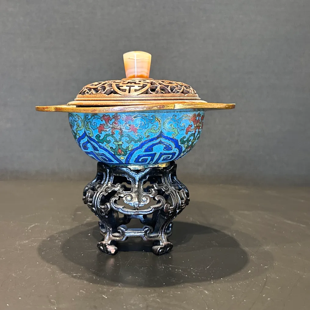 Spittoon - Bronze, Enamel, Gold plated, Wood, cloisonné - auction ...