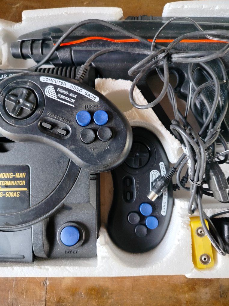 BS - Famicom clone - ENDING-MAN TERMINATOR BS-500AS - Video game ...