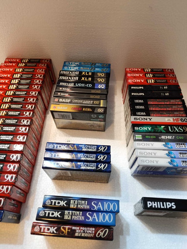 50 x Sony, Tdk, Maxell, Basf, Philips, Acme, Hema - Mélange Cassette audio vierge - Catawiki