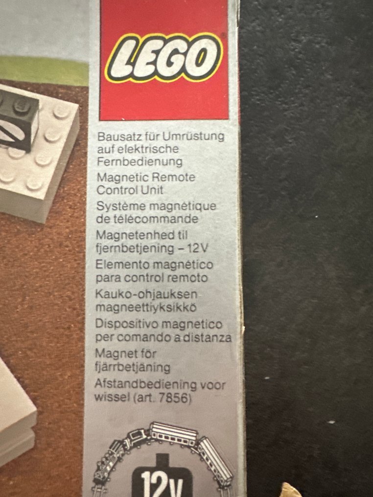 LEGO Set - 7863 - Train - Magnetic Remote Control Unit - auction online ...