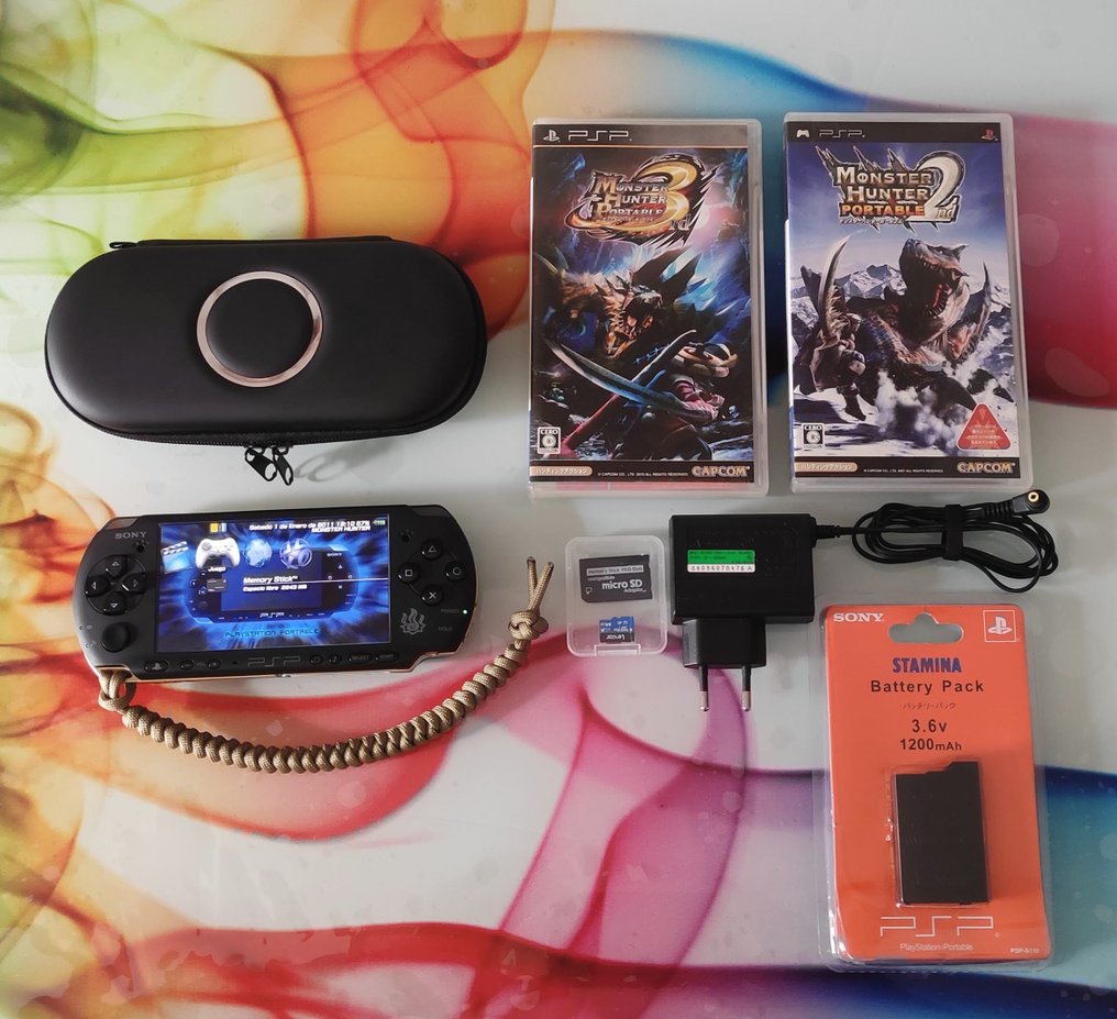 Sony - PSP 3004 – Monster Hunter Limited Edition + 2 Japanese Games + Original Sony Accessories ...