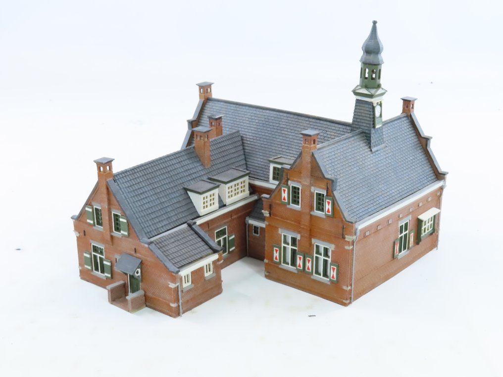 Tilly Models 1:87 - 87079 - Modeltreingebouwen (1) - Raadhuis ...