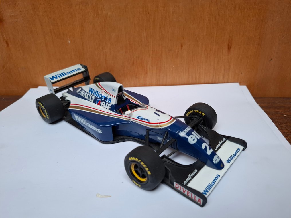 Pauls model arts 1:18 - Model race car - Williams FW16 - Ayrton Senna ...