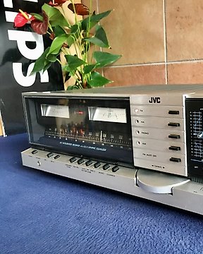 JVC - A-X2 Solid state integrated amplifier - Catawiki