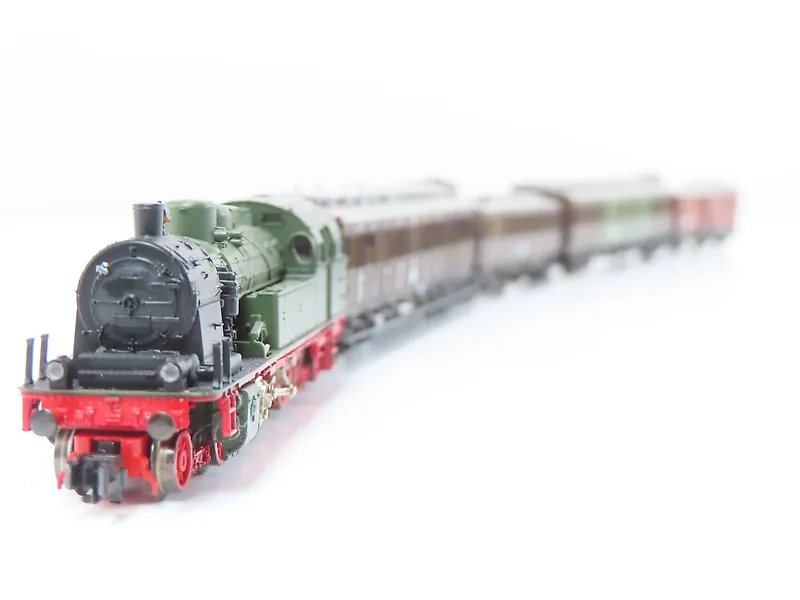 DR (DDR) Train unit Model Trains for Sale in Online Auctions