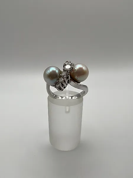 Akoya pearl Ring for Sale in Online Auctions