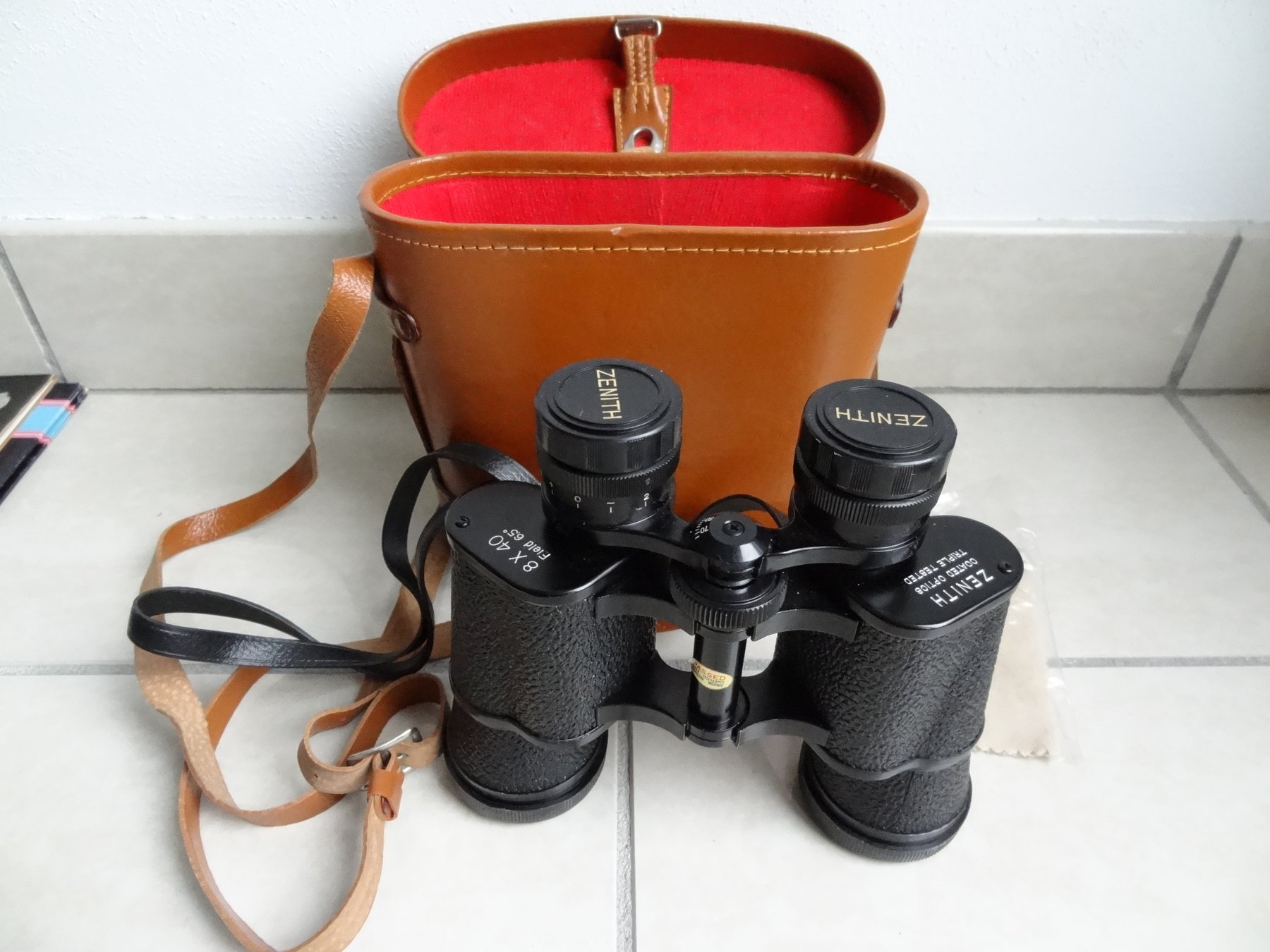 Binoculars Fernglas 8x40 Zenith coated lenses Very good - Catawiki