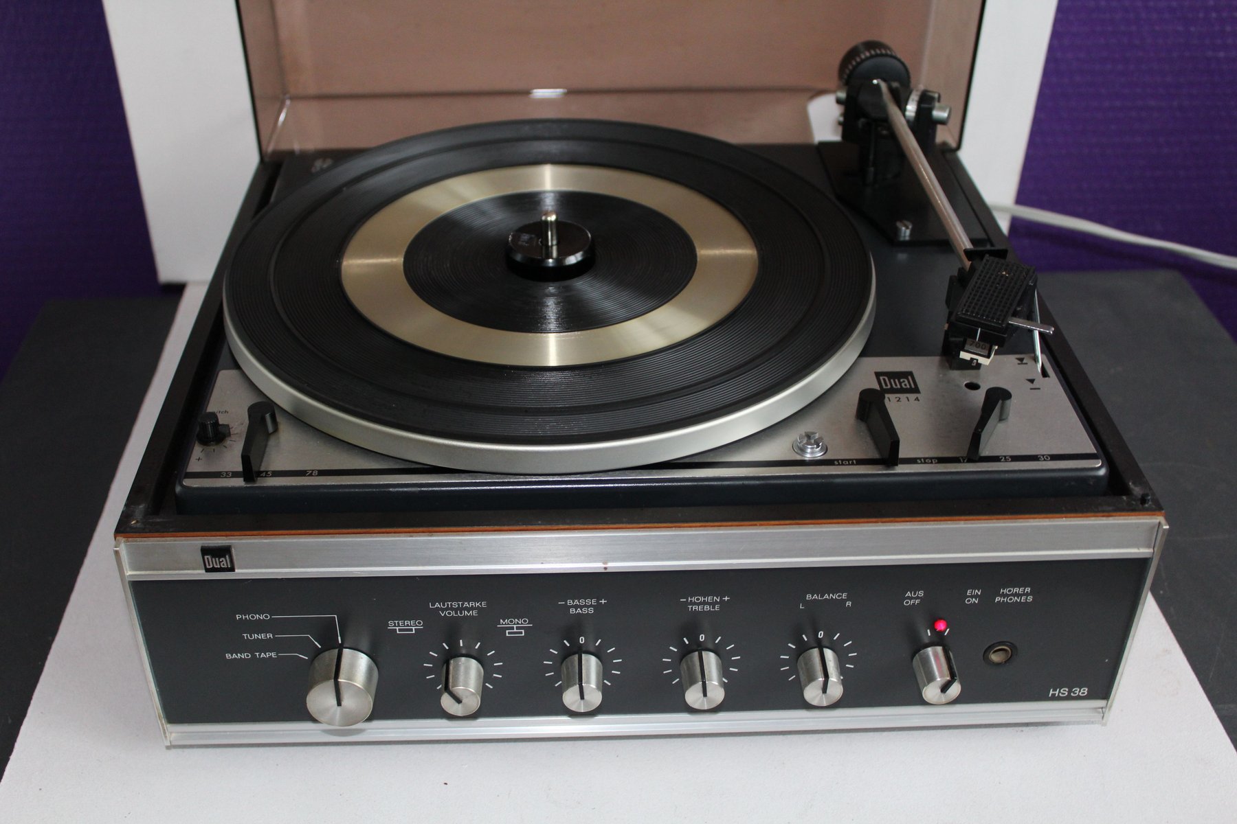 Dual 1214 Turntable incl Dual HS 38 amplifier - Catawiki