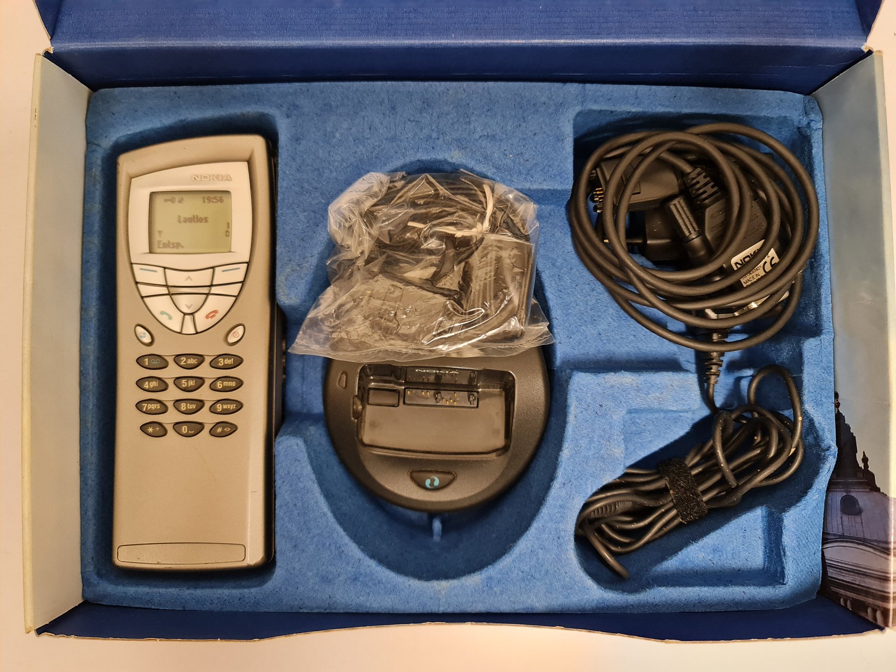 1 Nokia 9210 Communicator - Mobile phone - In original box - Catawiki