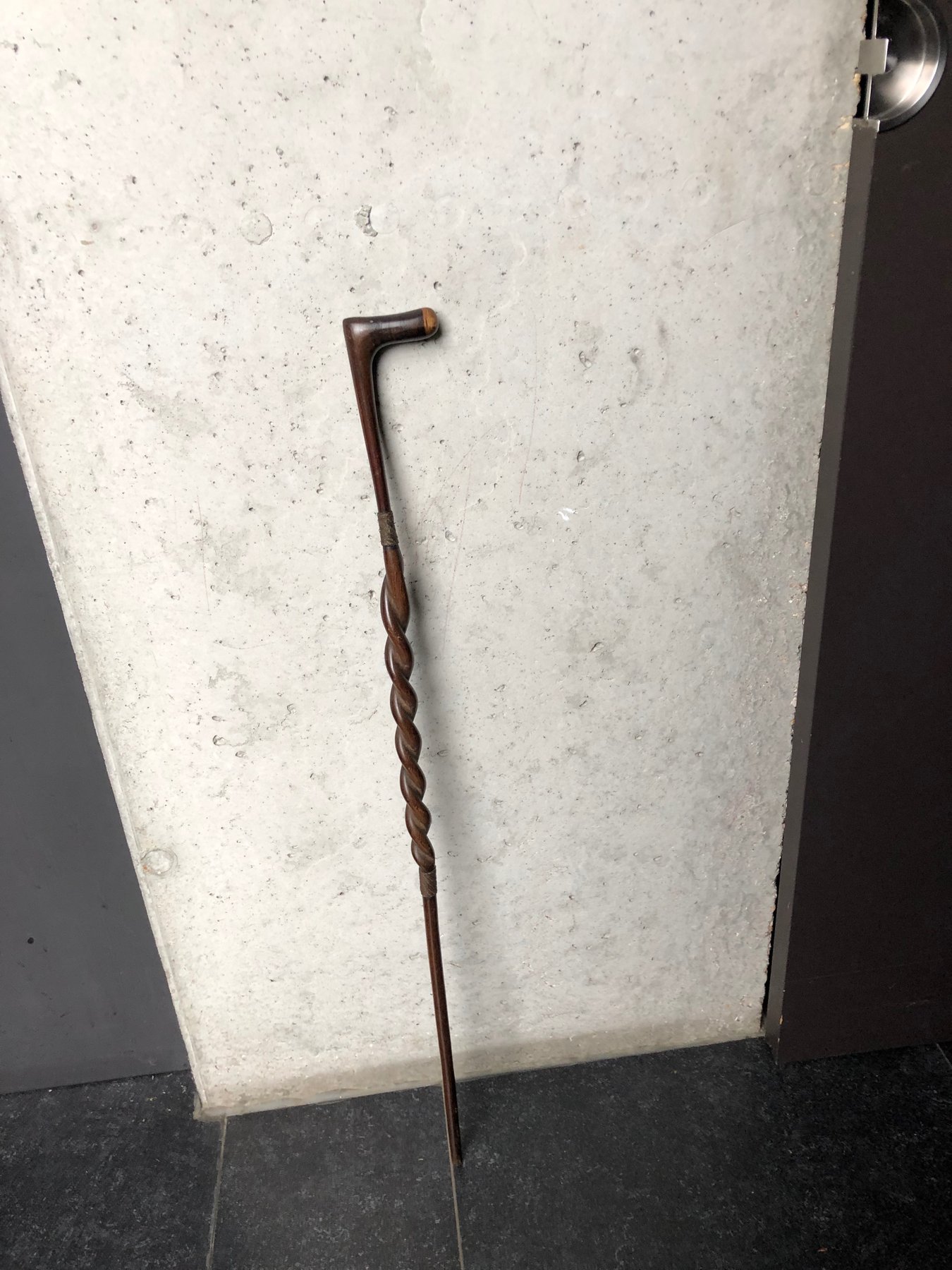 Staff - wood and copper wire - knobkerrie - Zulu - South - Catawiki