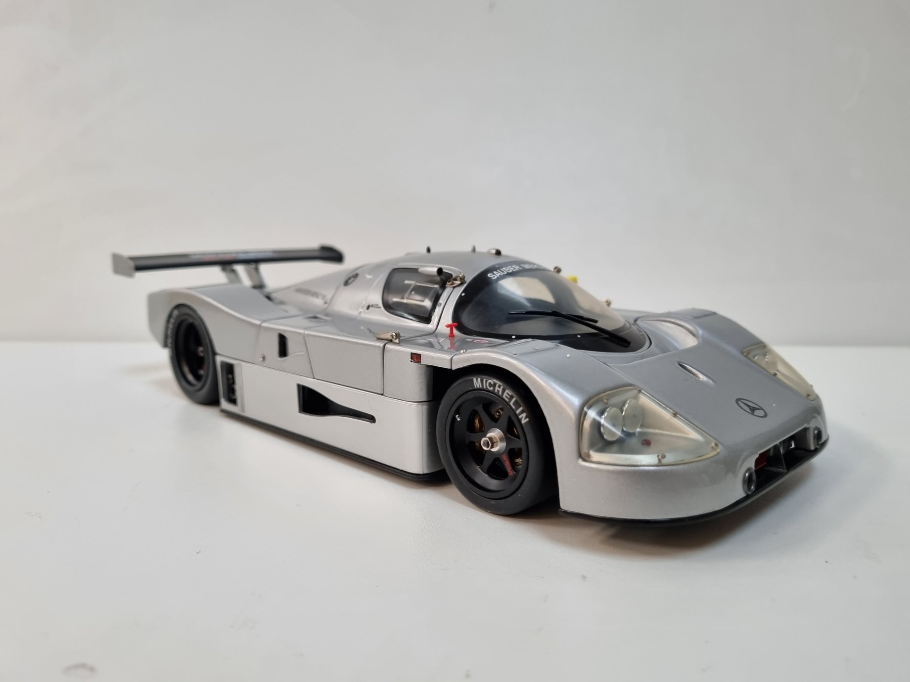 Exoto - 1:18 - Sauber Mercedes-Benz C9 Prototype - Catawiki