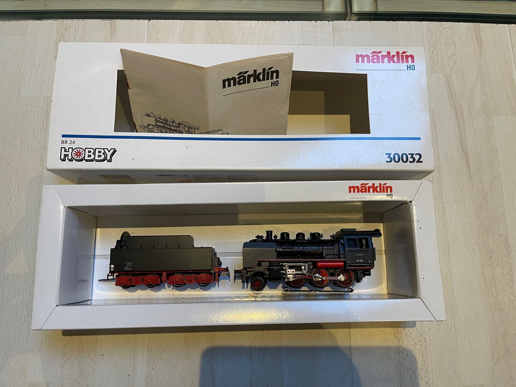 Märklin H0 - 30032 - Steam locomotive with tender - BR 24 - Catawiki