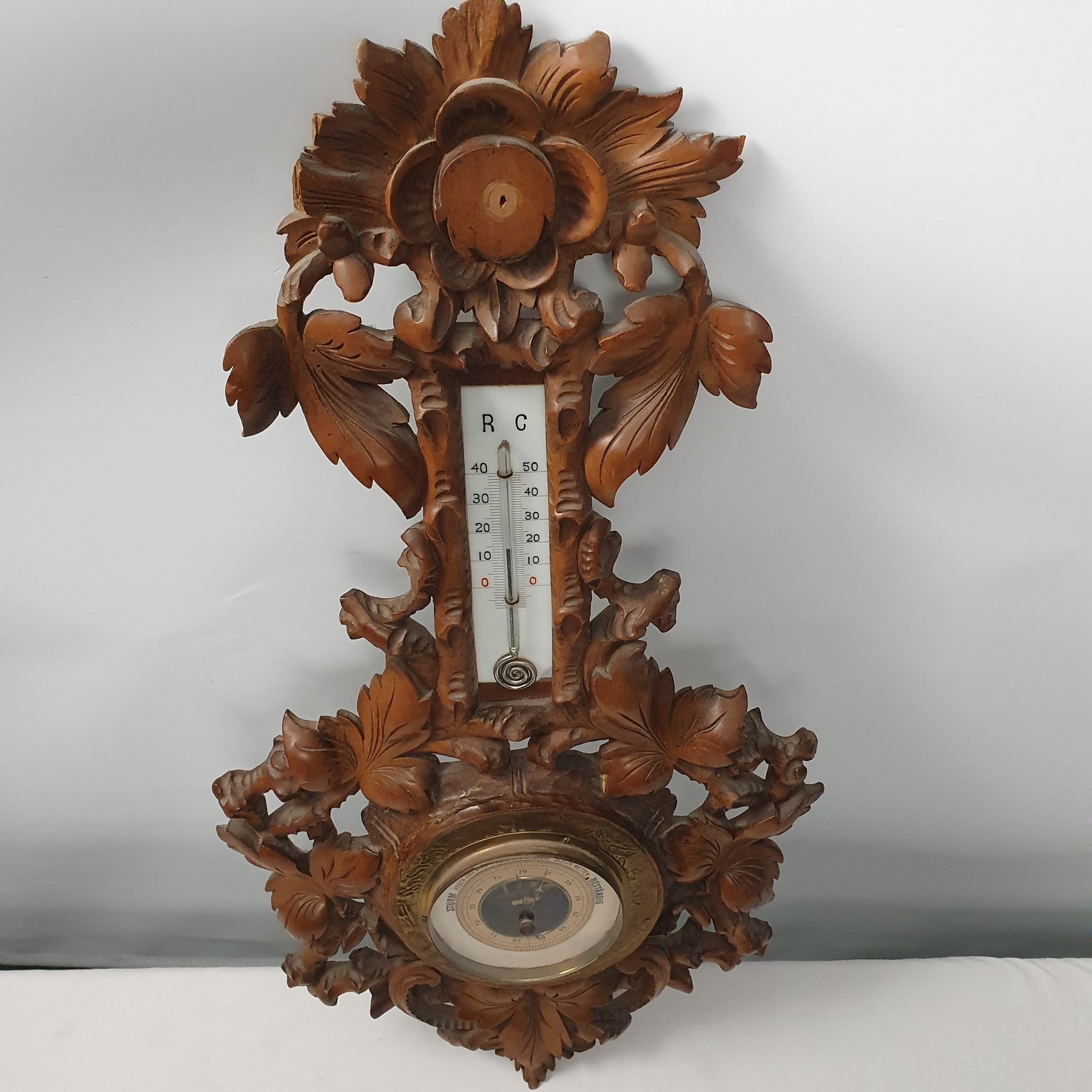 Carved wood barometer - Wood - Early 20th century - Catawiki