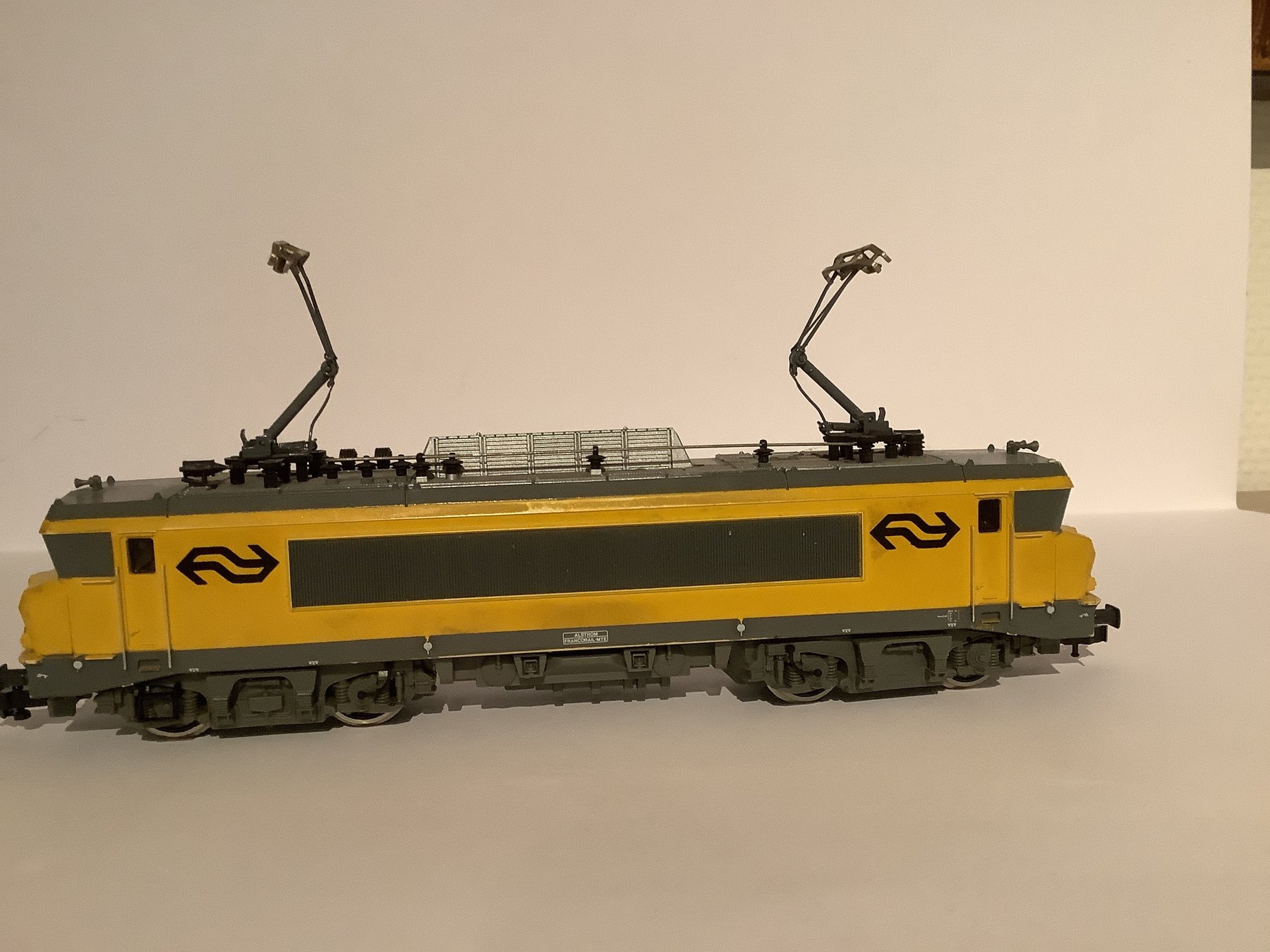 Roco H0 - 04184C - Electric locomotive - 1600 Series - NS - Catawiki