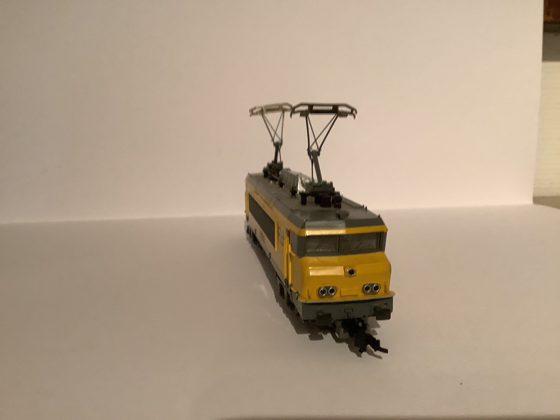 Roco H0 - 04184C - Electric locomotive - 1600 Series - NS - Catawiki
