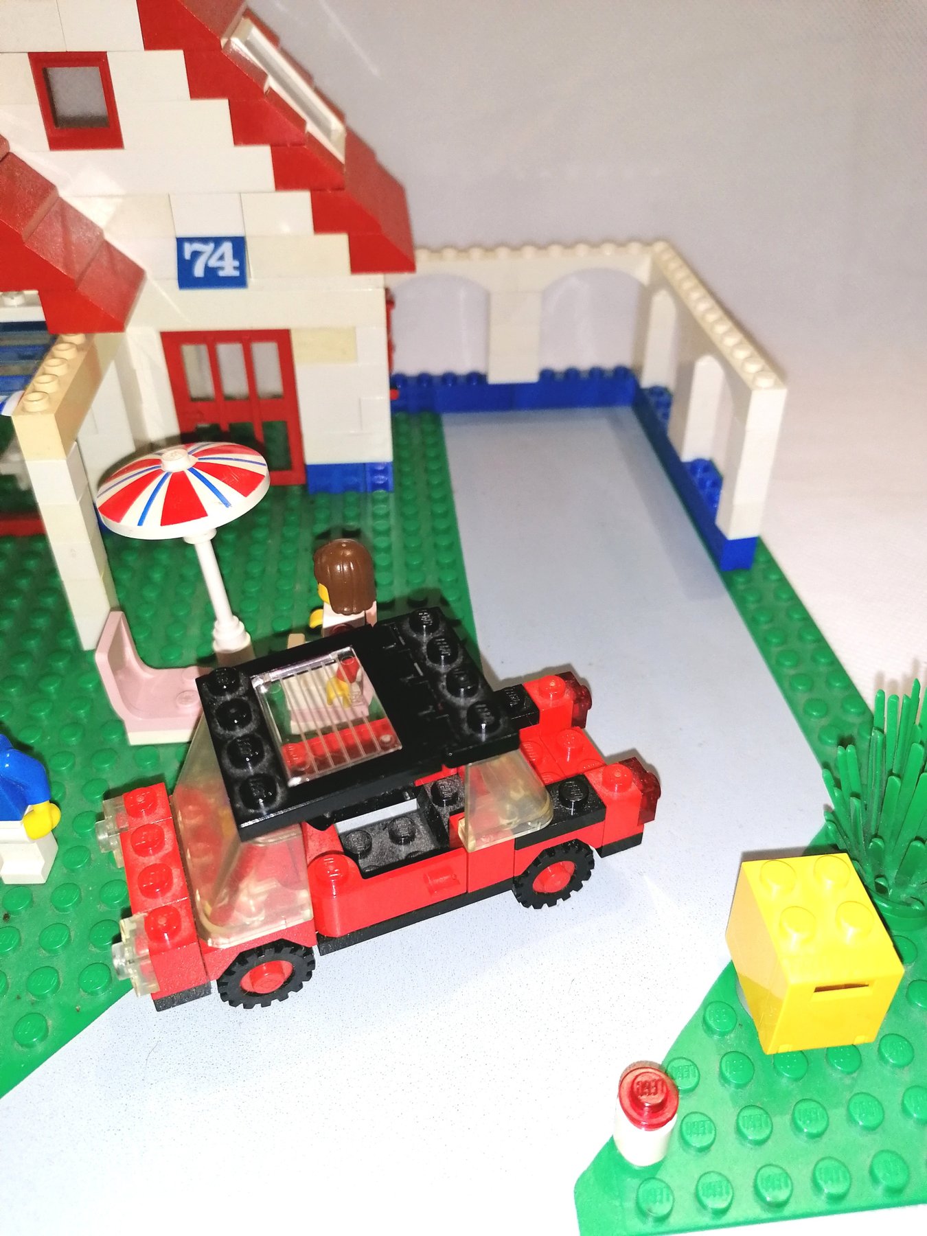 LEGO - Town - 6374 - Down Holiday Home - 1980-1989 - - Catawiki