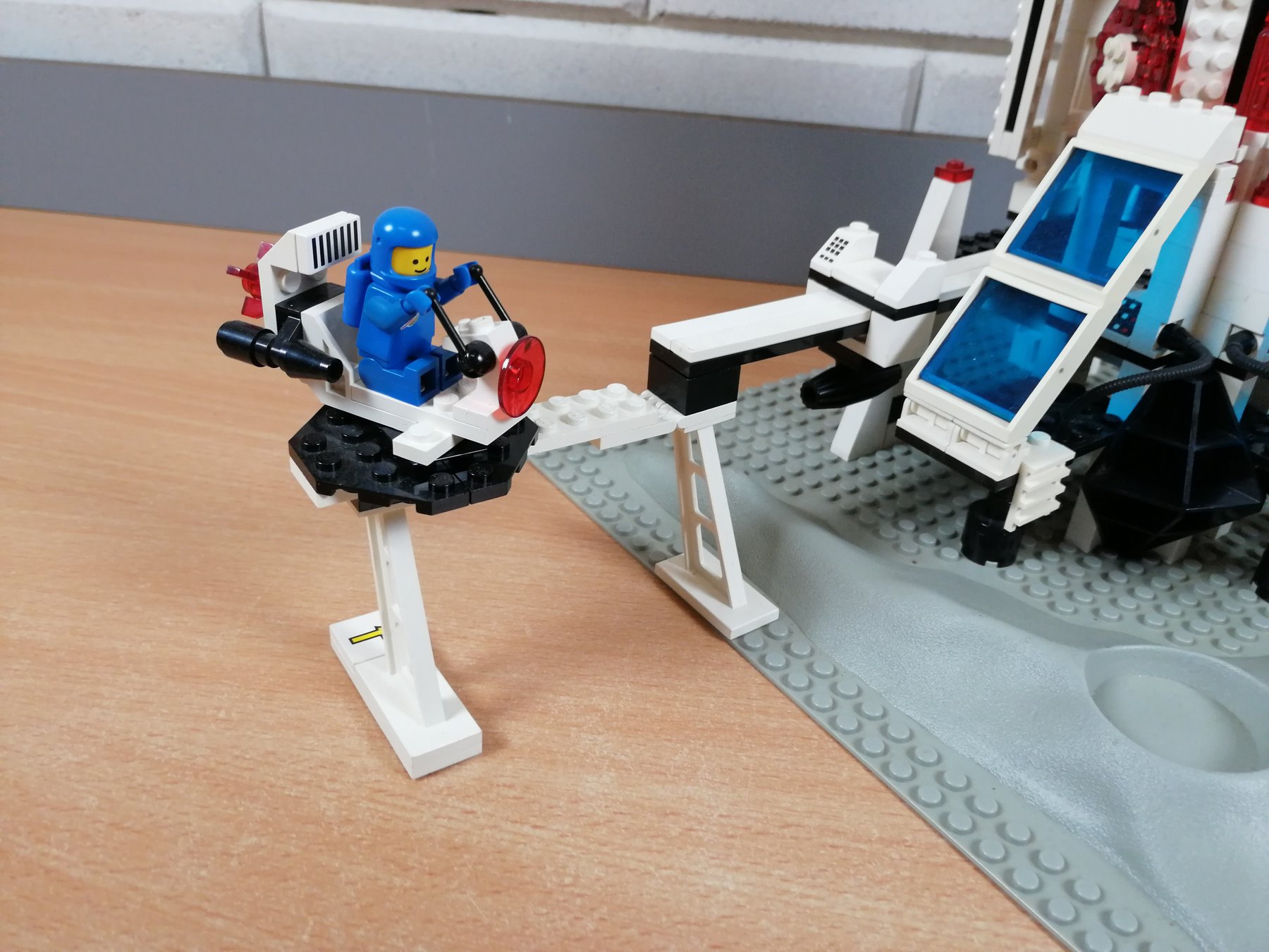 LEGO - Space - ClassicSpace 6972 - Polaris I Space Lab - - Catawiki