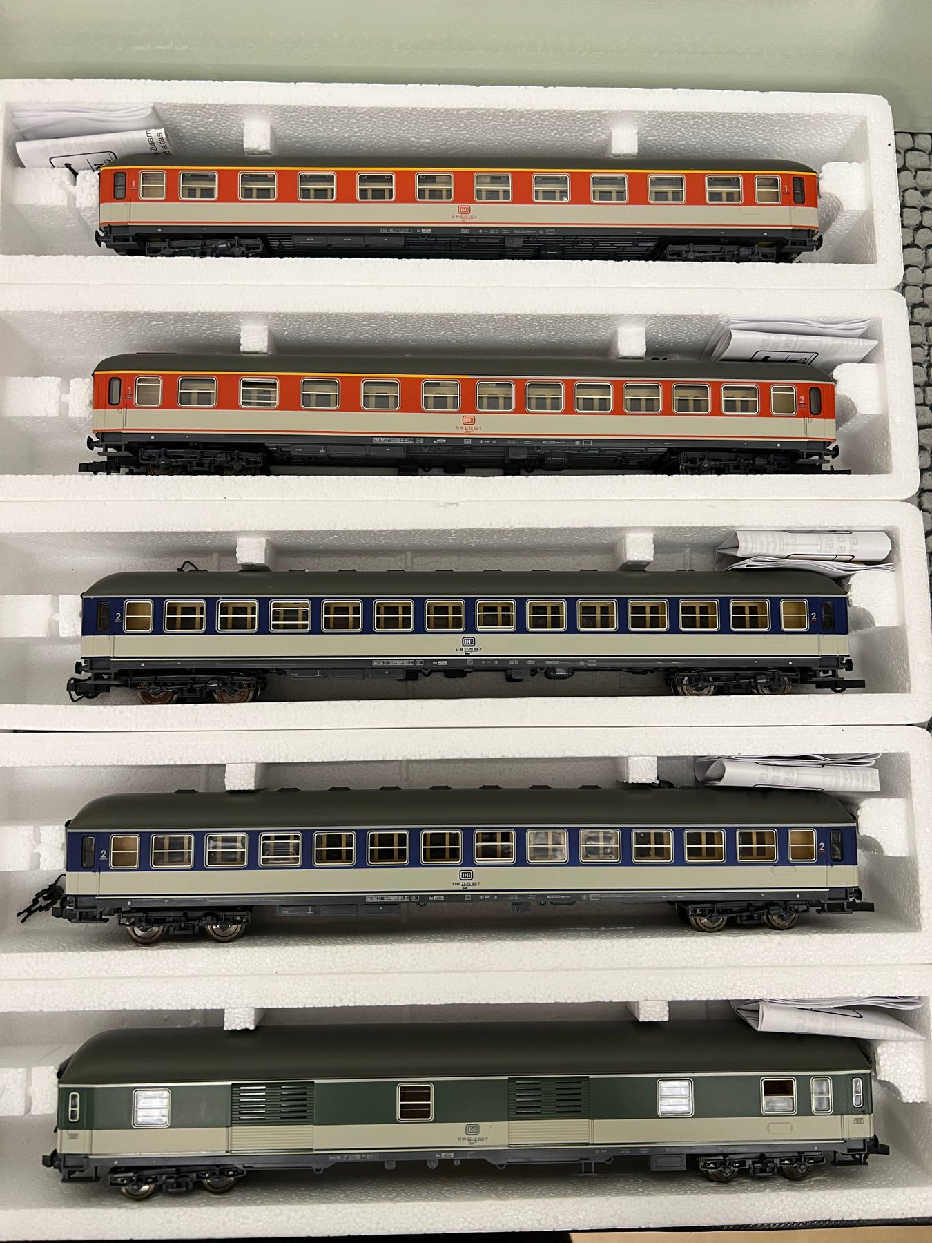 Roco H0 - 45002/45004/45005/45003 - Passenger carriage - 5 - Catawiki