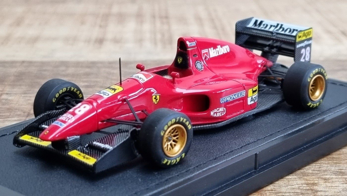 GP Replicas - 1:43 - Scuderia Ferrari - Ferrari 412 T1 1994 - Catawiki