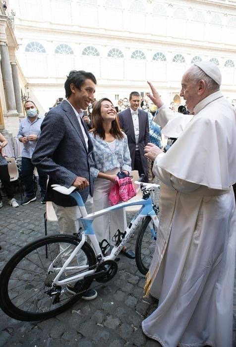 The Pope's Custom Bicycle Is For Sale - BikeMag