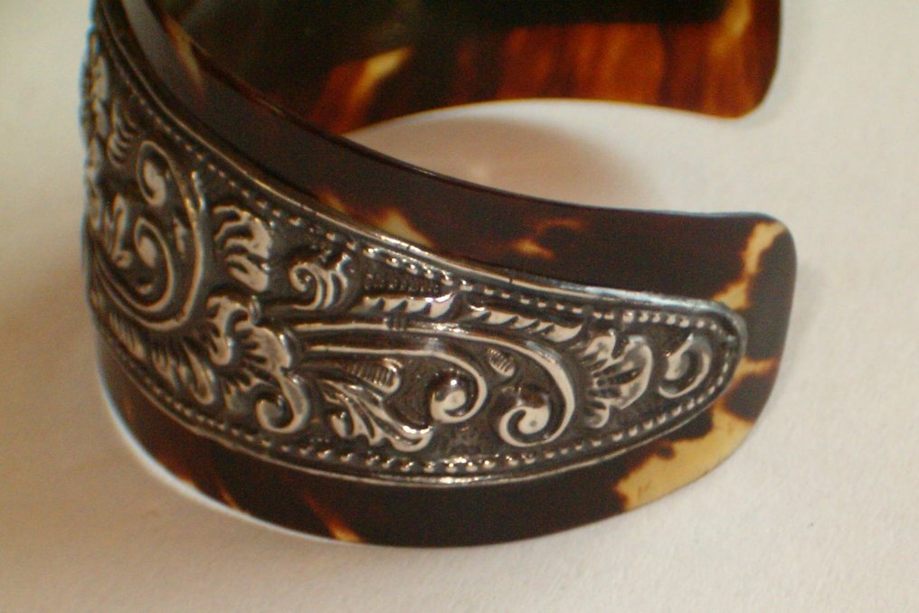 Antique bracelet, tortoise shell with silver fittings - Catawiki