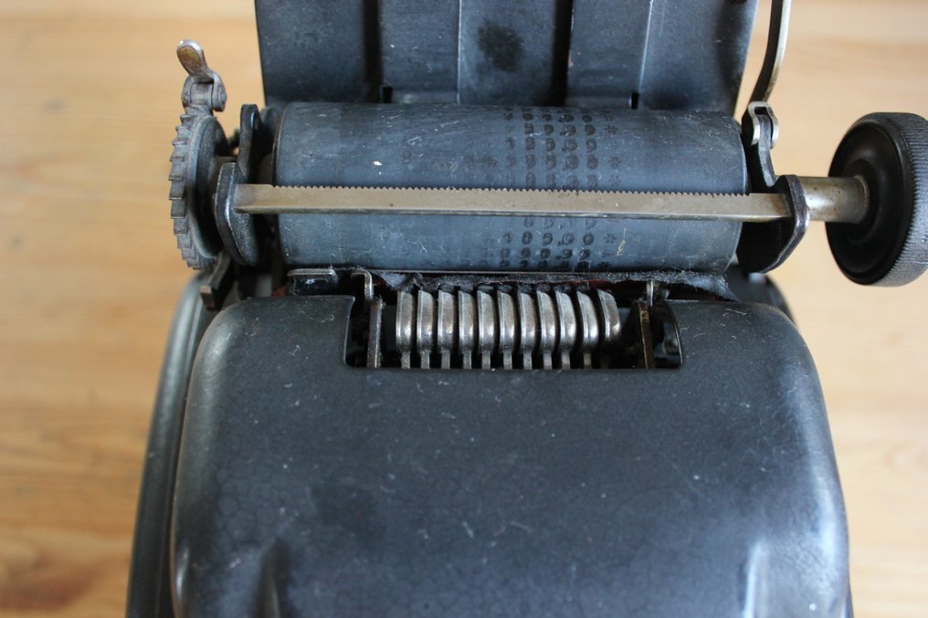 Astra - Old Counting Machine - 1 - Catawiki