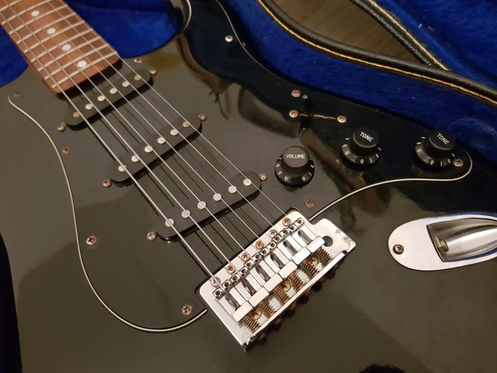 Dylon Stratocaster (Developed by B.C.G.) - Catawiki