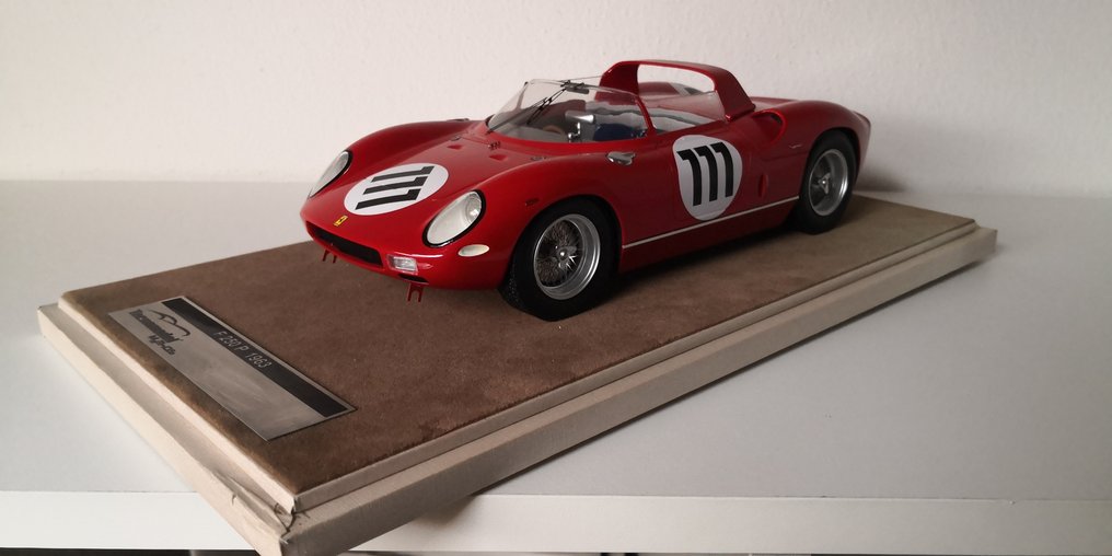 Tecnomodel 1:18 - 1 - Model race car - Ferrari 250P Nurburgring 1963 #111 Scarfiotti-Parkes ...
