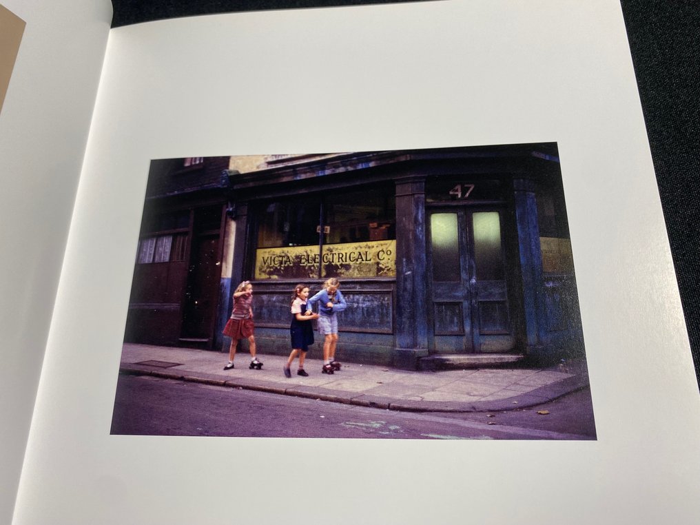 Inge Morath - First Color - 2009 - Catawiki