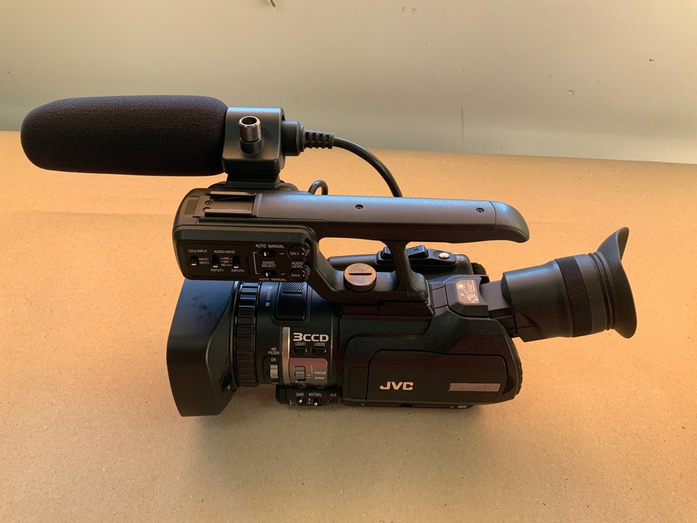 JVC GY-HM100E - Catawiki
