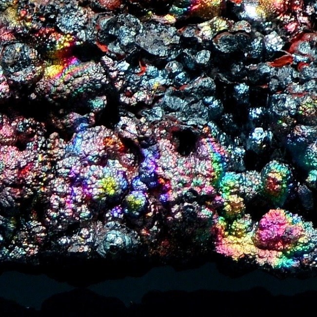 Amazing iridizing Goethite Specimen - 3.5×10×2 cm - 160 g - Catawiki