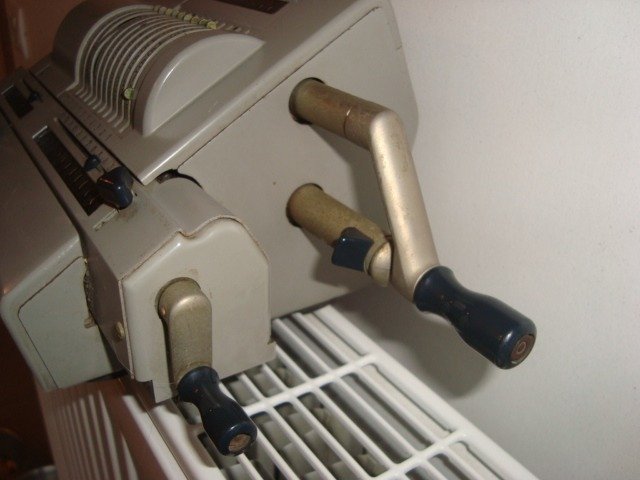 Original-Odhner Model 239 - Pinwheel calculator, 1960s - - Catawiki