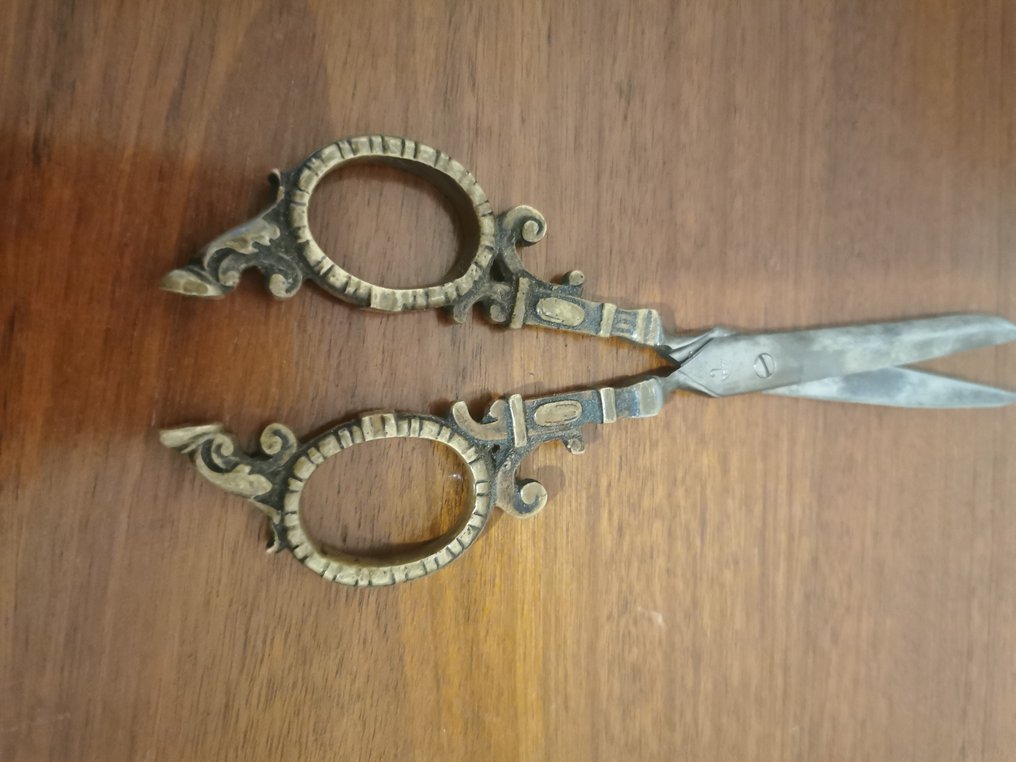 Working tool (1) - Victorian Style - Bronze, Steel - Catawiki