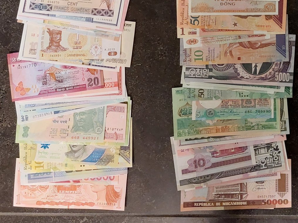 World - 200 different banknotes 1942 - 2022 - Catawiki