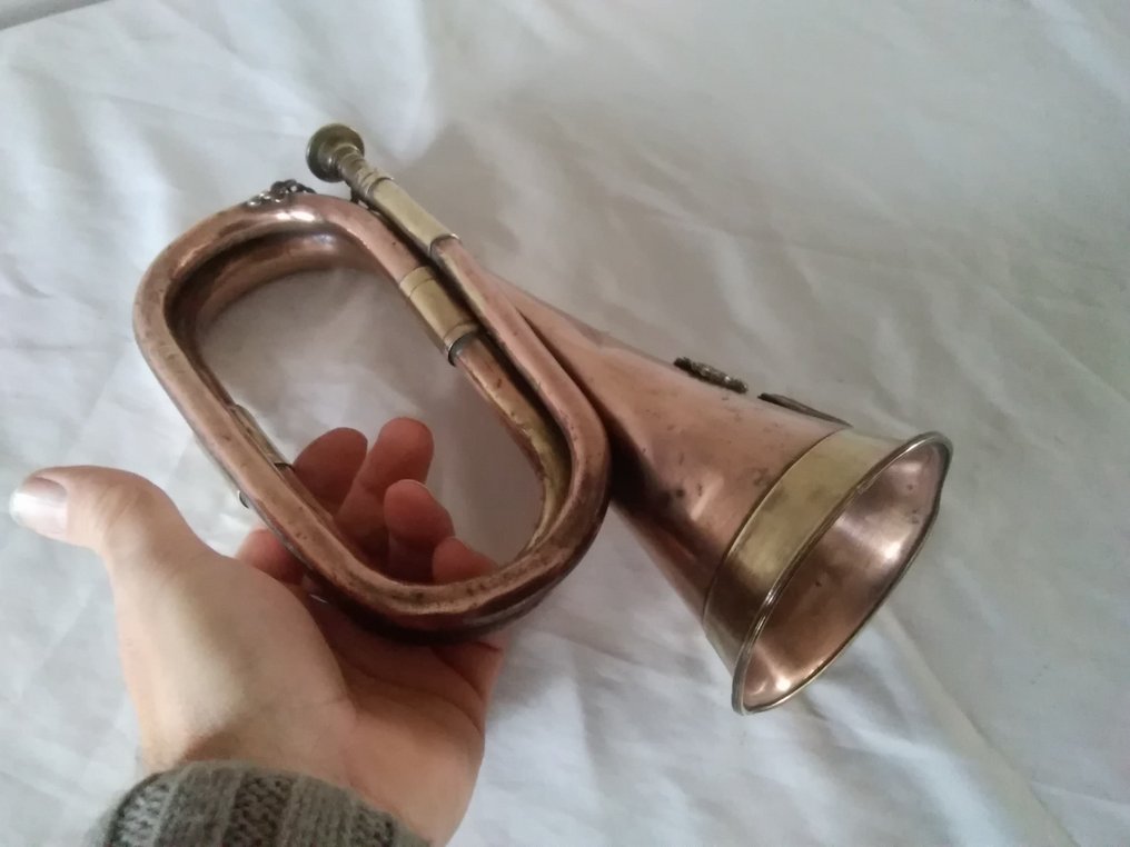 England - 23 Royal Welsh Rifles - Military bugle 23 Royal - Catawiki