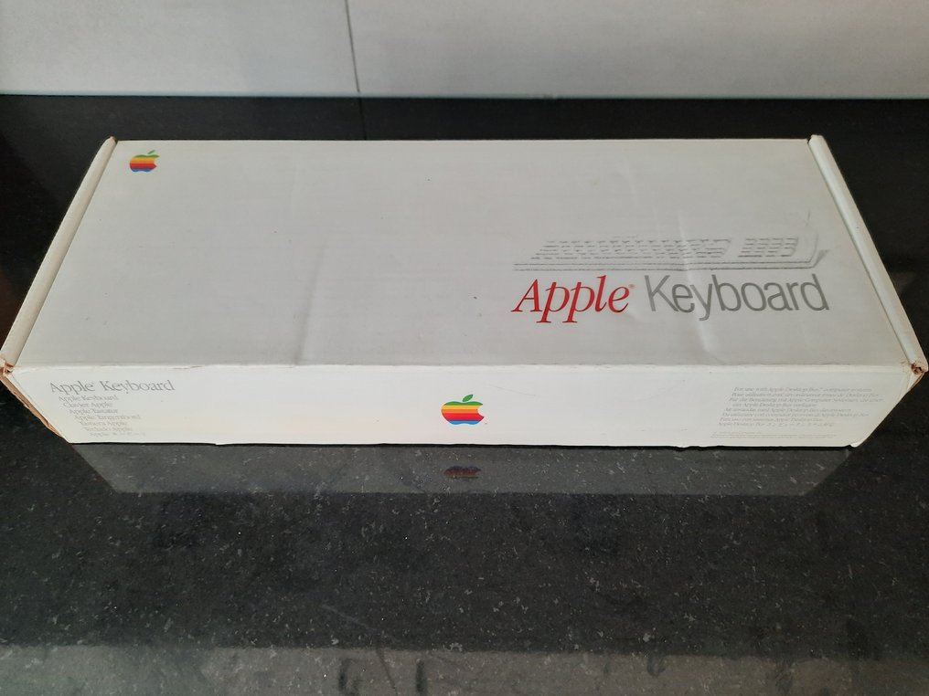 1 Apple Keyboard - Model No M0116 - QWERTY - Macintosh (1) - Catawiki