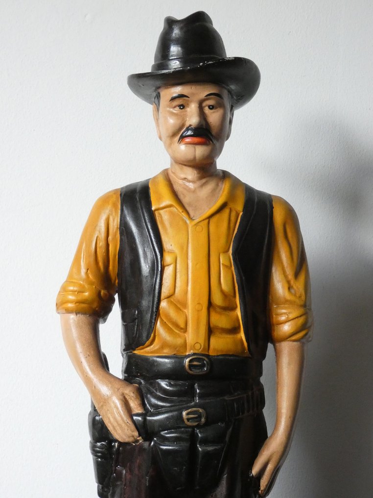 Large Statue Of A Cowboy Plaster Catawiki large-statue-of-a-cowboy-plaster-catawiki